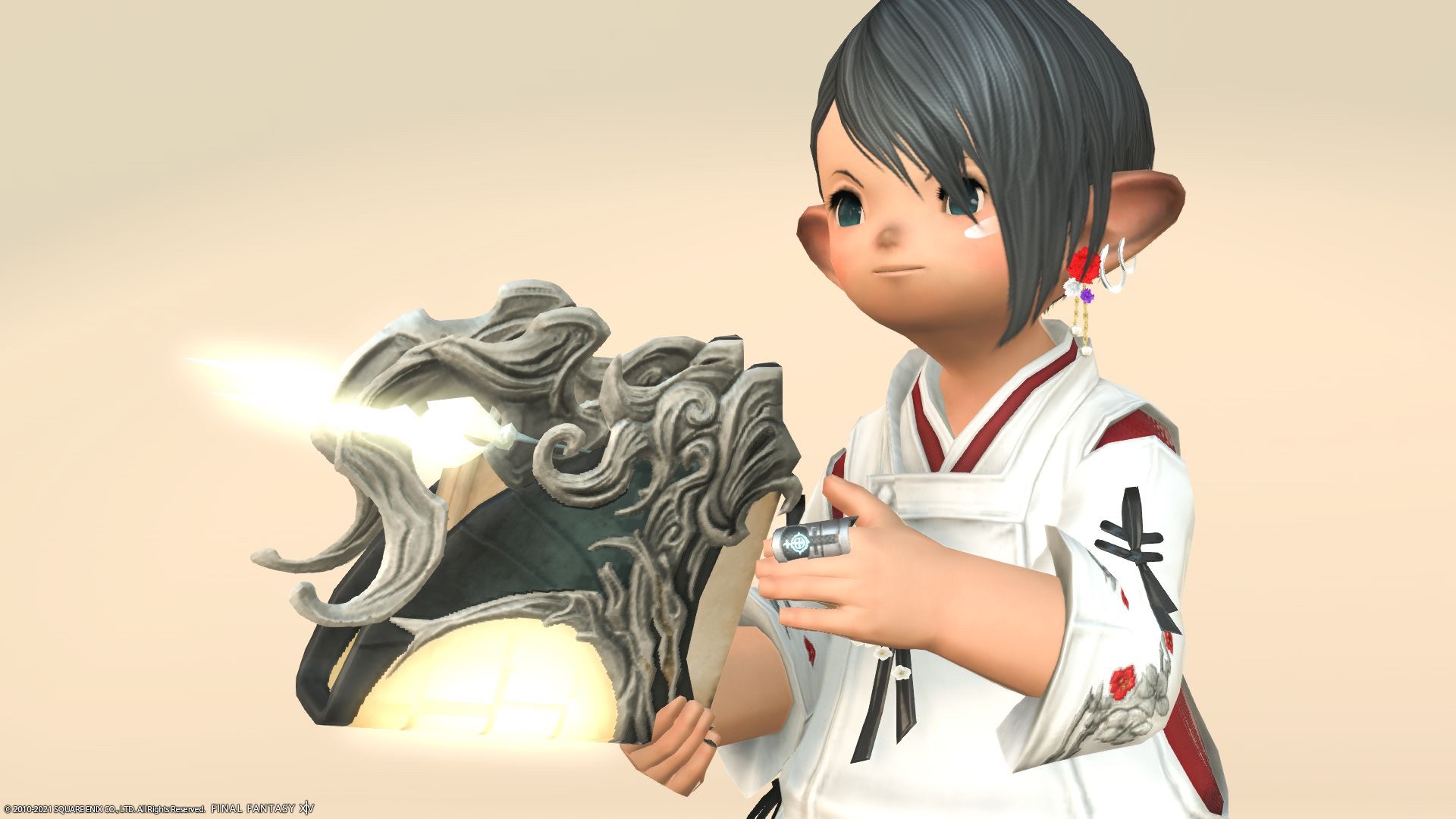 A scholar’s Japanese-style weapon, a shining lantern-like fox book like ...