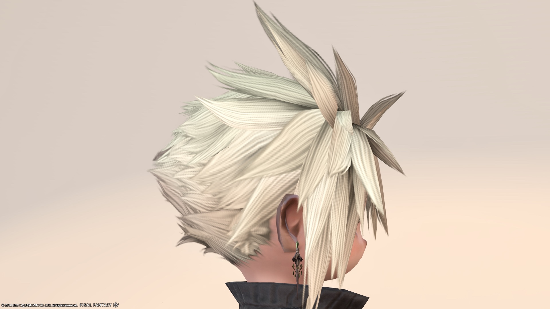 [Glamour] With Cloud’s hairstyle and Advent Attire, Lalafell’s “small ...