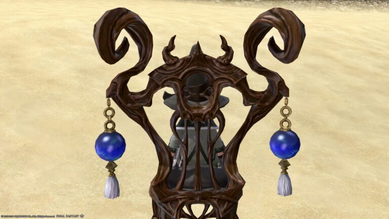 Fashionable and antique chair mount “Archon Throne” with long legs ...