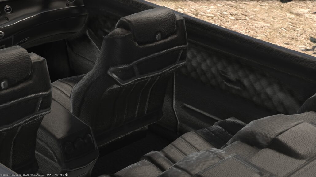 FF15 collaboration, 4-seater mount “Regalia TYPE-G” that transforms ...