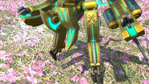 Is this Unicorn Gundam Mark 3? Golden deformed robot mount “Gabriel ...