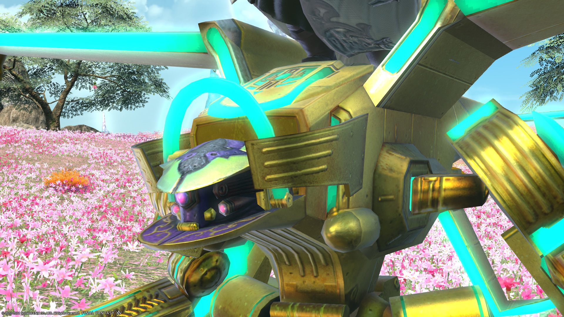 Is this Unicorn Gundam Mark 3? Golden deformed robot mount “Gabriel ...