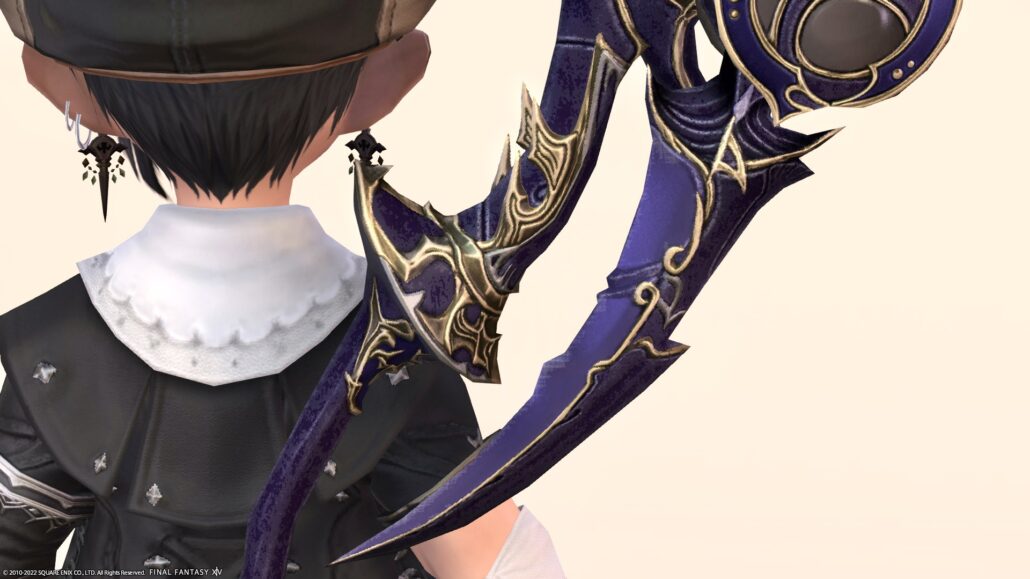 A rare reaper weapon that opens in a cross, the crow’s scythe “Moonward ...