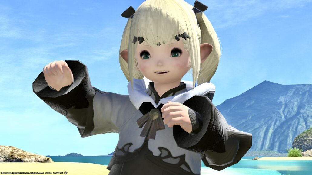 Normal suit? Space suit! Lalafell’s Cosmosuit and The Red Comet cosplay ...