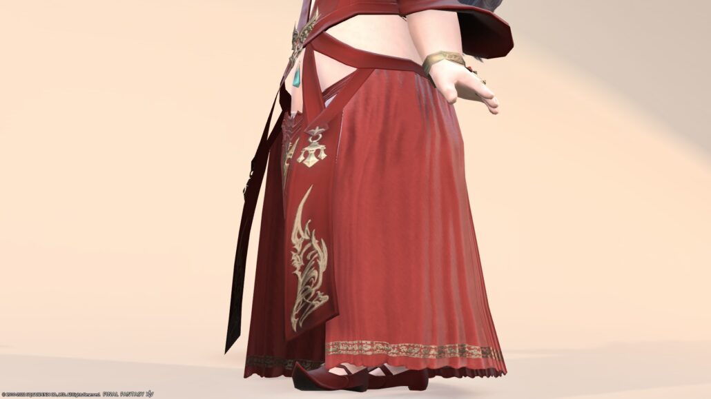 Charged costume “Lyse’s Leadership Attire” & Lyse’s hairstyle (Lalafell ...