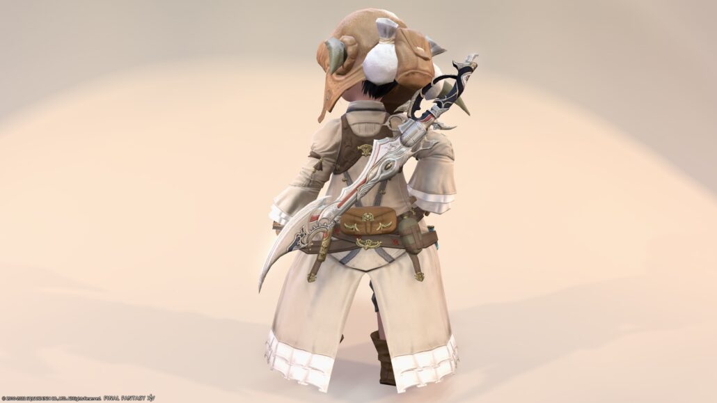 Near-future gunbreaker weapon with a crescent moon blade “Moonward ...