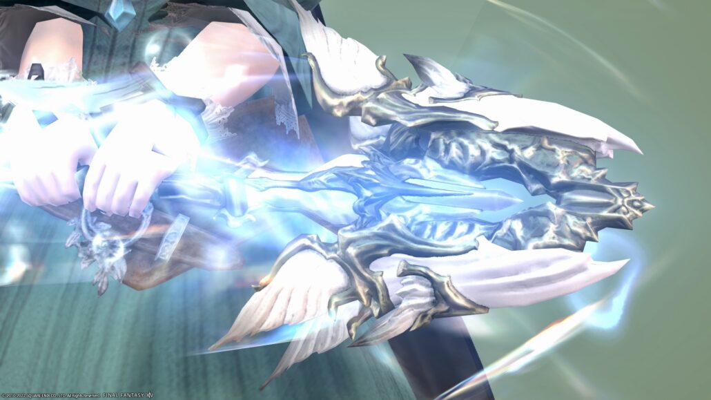 Bismarck’s white mage weapon “Endless Expanse Cane” with dancing wings ...