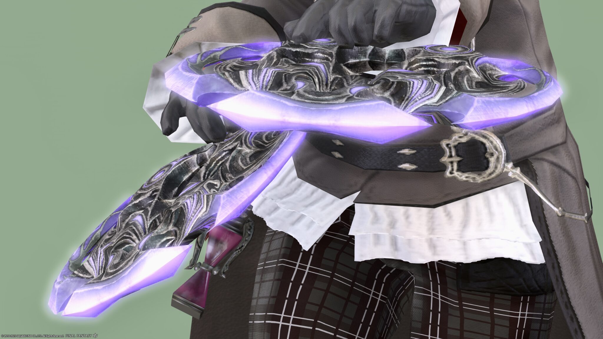 A dark fantasy dancer weapon that shines in purple / The Tower of Zot ...