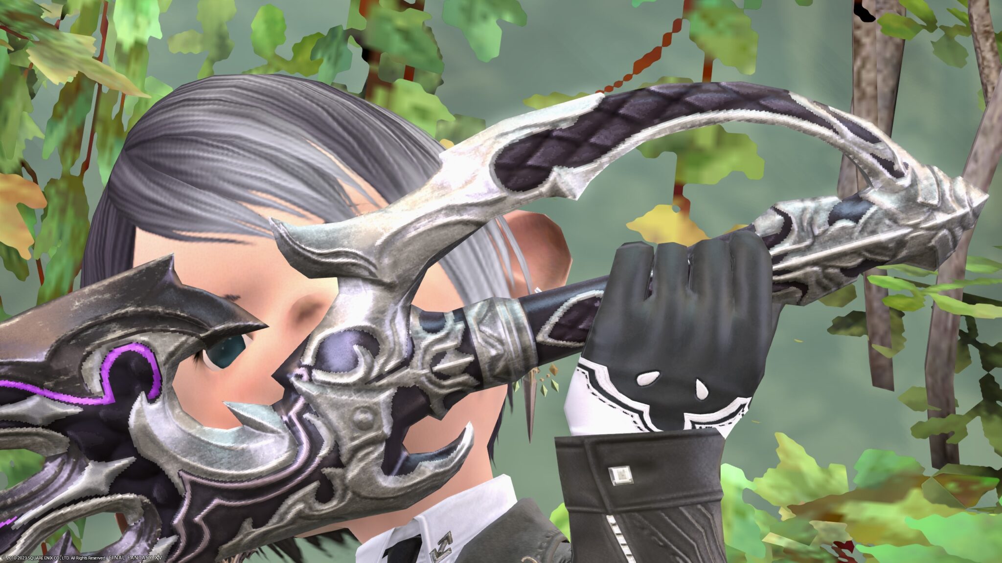 A trident “Devil’s Claw” Ninja weapon “Radiant’s Sword Breakers ...