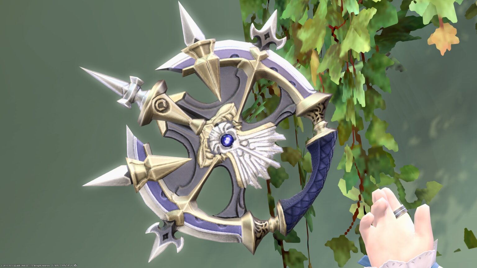 A dancer’s fashionable moon ring that looks like a noble fighting ...